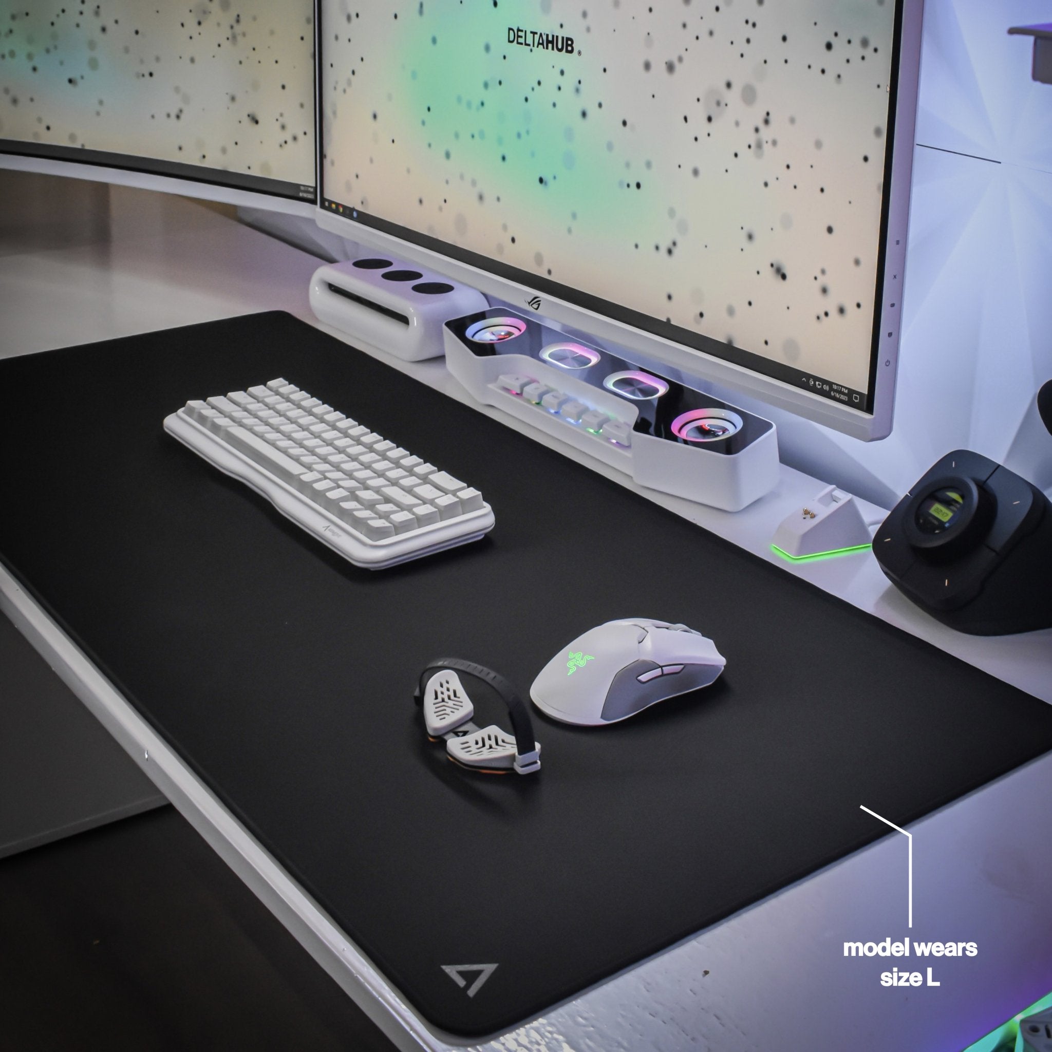 Gaming Desk Mat - DeltaHub – DeltaHub